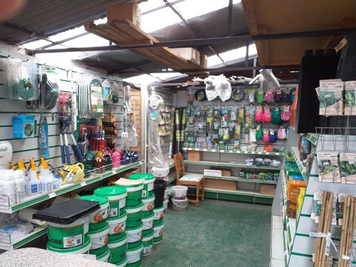 Trading Hut - Esher Molesey Garden Society